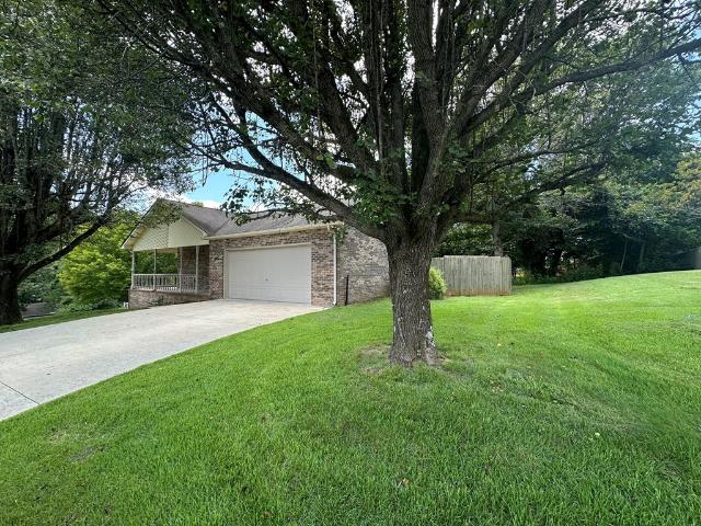 2622 Lake Pointe Drive