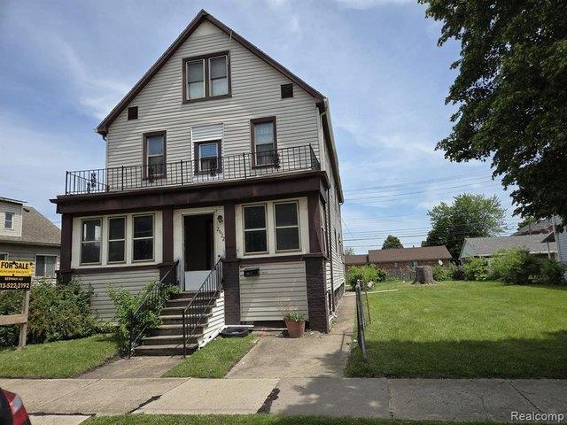 2622 Salina St, Dearborn, MI 48120