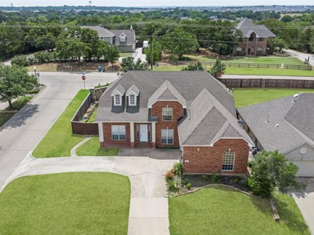 2622 Westwind Dr, Corinth, TX 76210