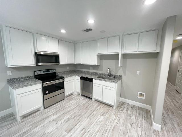 2622 2 S Fannin Ave, Denison, TX 75020 | MLS #21176 | Compass