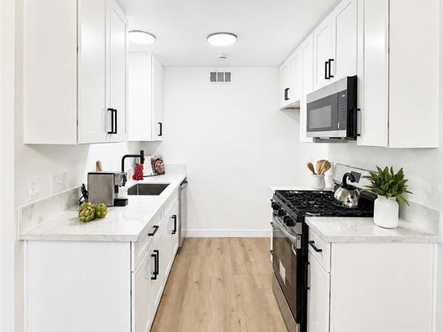 26231 #1B Via Roble