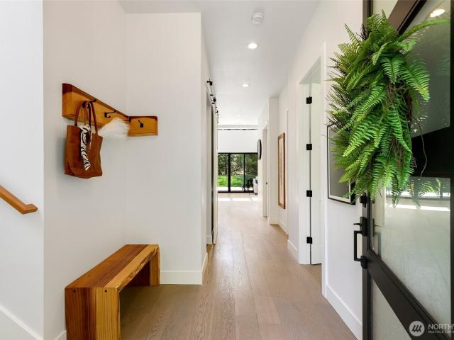 26237 SE Old Black Nugget Rd, Issaquah, WA 98029 | MLS #2511