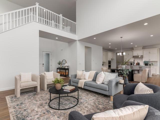 2623 N Silverbell Way