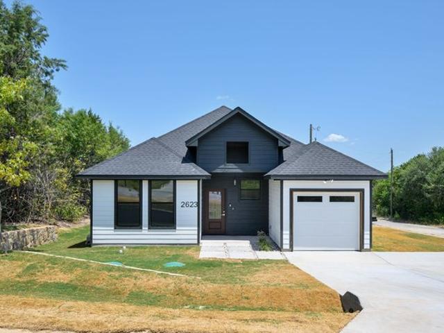 2623 Creekview Dr, Granbury, TX 76048