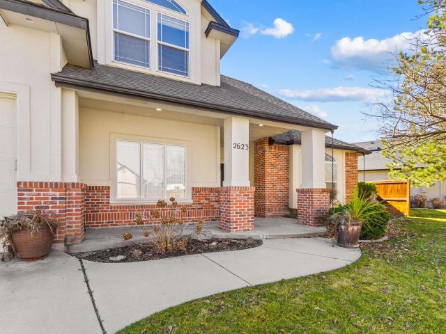 2623 E Bernice Dr