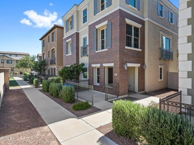 2623 S Balsam Dr, Gilbert, AZ 85295