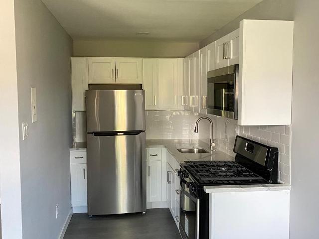 262 4 E Cliveden St, Unit 3, Philadelphia, PA 19119 | MLS #PAPH2585 | Compass
