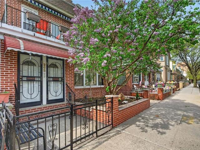 262 95th Street