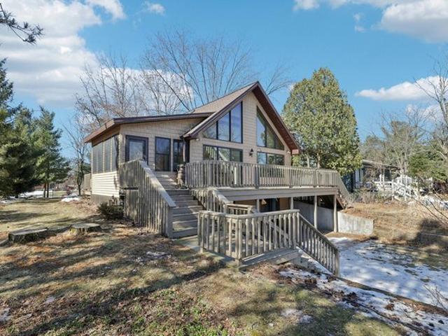 262 Cranbrook Ct, Rome, WI 54457
