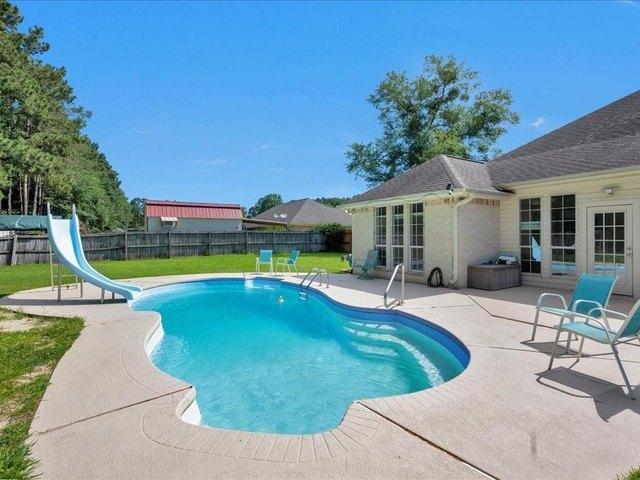 262 Creekwood Dr, Huntington, TX 75949