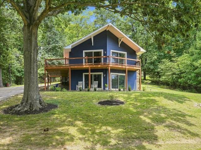 262 Bayview Dr, Eddyville, KY 42038