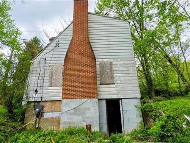 262 Ewing Rd, Carnegie, PA 15106