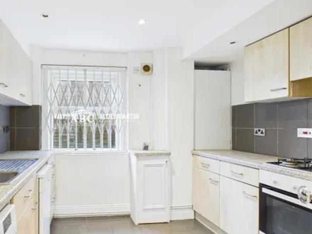 262 Finchley Road, London, NW3 7AU, United Kingdom | 3 bed apartment for rent #165748877 | Rentberry