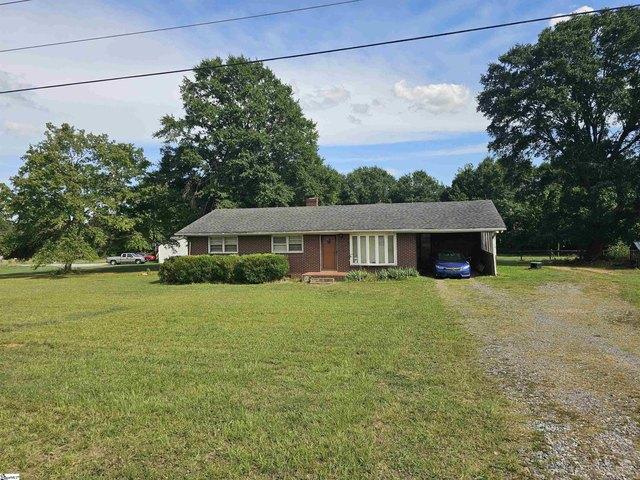 262 Hampshire Dr, Gaffney, SC 29341