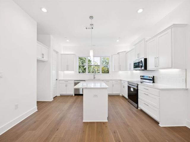 262 Harris Street