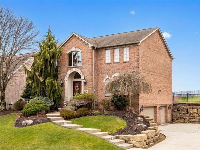 262 Hickory Heights Dr, Bridgeville, PA 15017 | MLS #1744