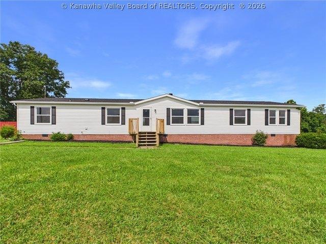 262 Highland Dr, Milton, WV 25541
