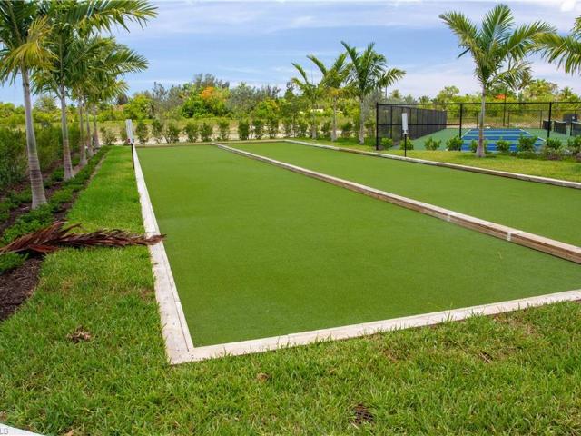 262 Indies Dr E, Unit 101, Naples, FL 34114 | MLS #226026