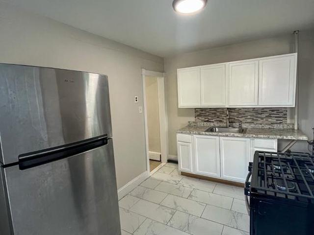 262 Lafayette Avenue # 2