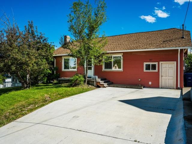 262 Lewis St, Sheridan, WY 82801