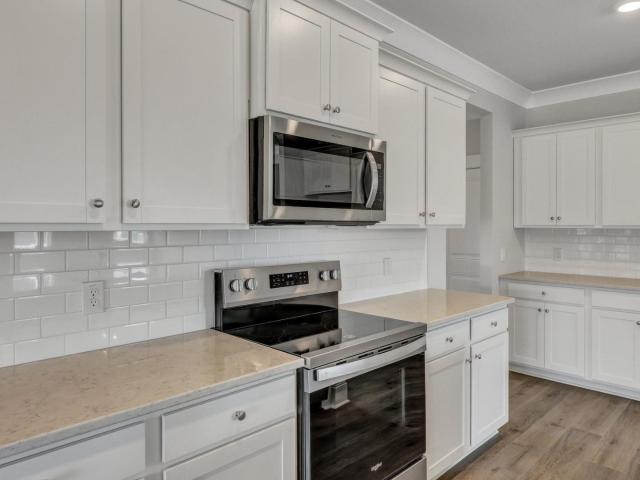 262 Livingston Woods Drive