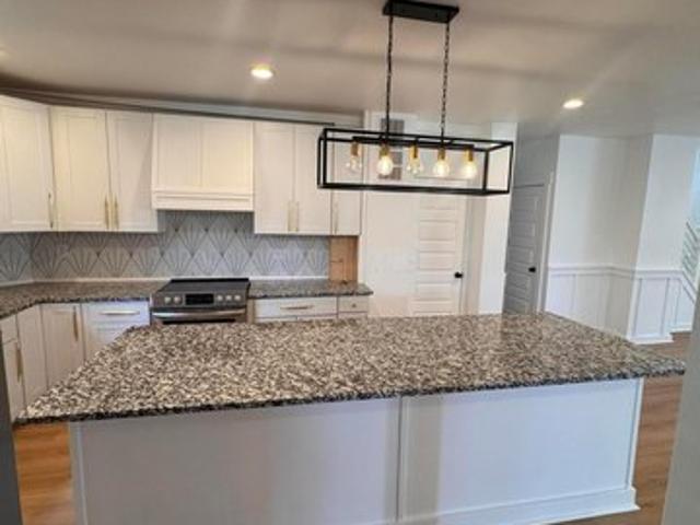 262 N 17th St, Columbus, OH 43203