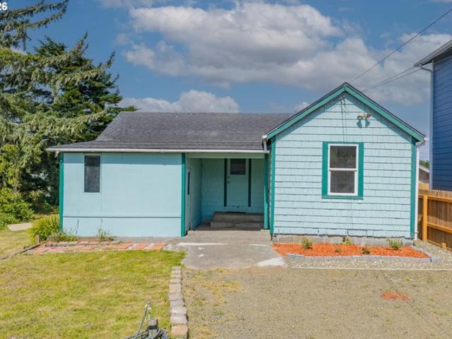 262 N Marple St, Coos Bay, OR 97420