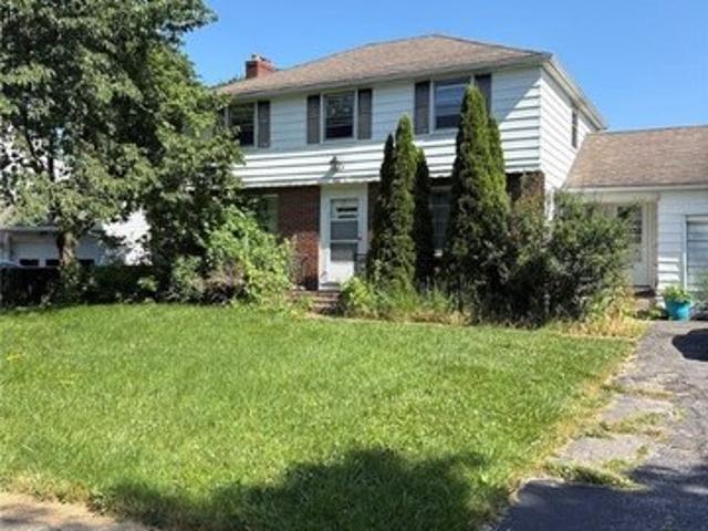 262 Simpson Rd, Rochester, NY 14617