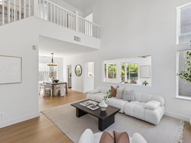 262 Ratto Rd
