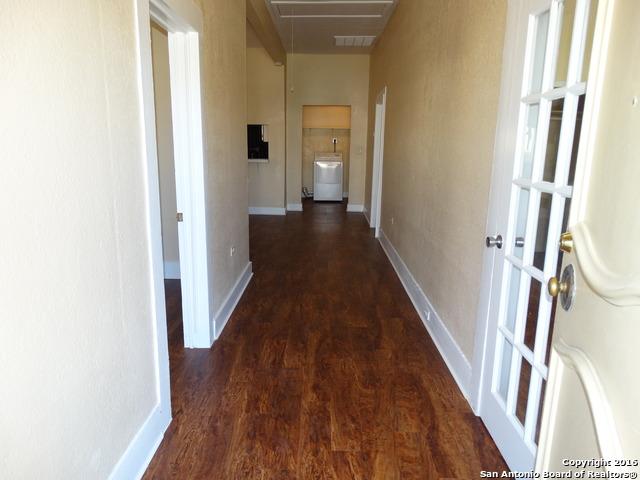 262 Ray Ave