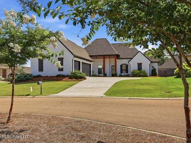 262 Reservoir Way, Brandon, MS 39047
