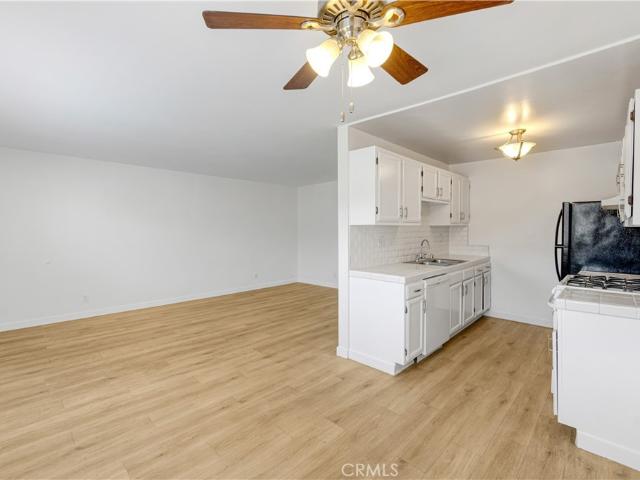 262 W Valencia Avenue C