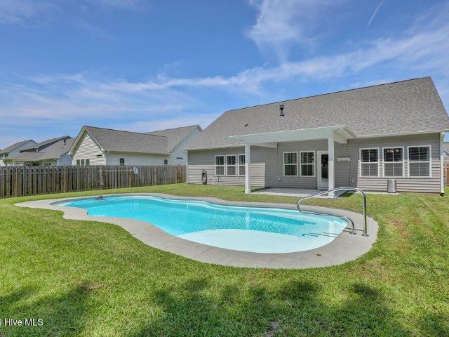 262 W Weatherbee Way