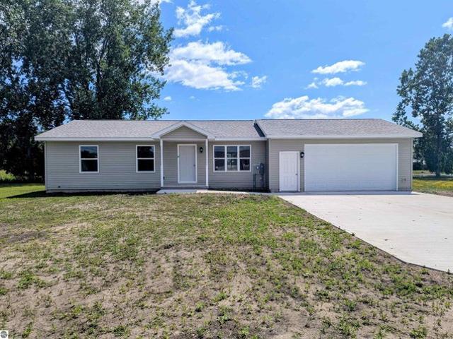262 W Stern Dr, Au Gres, MI 48703
