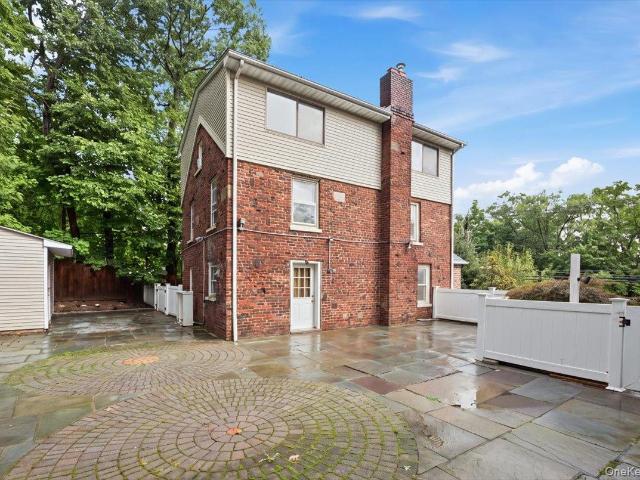 262 Upper Depew Avenue