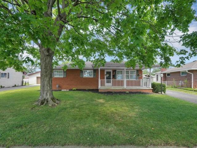2634 Dartmoor Rd, Grove City, OH 43123