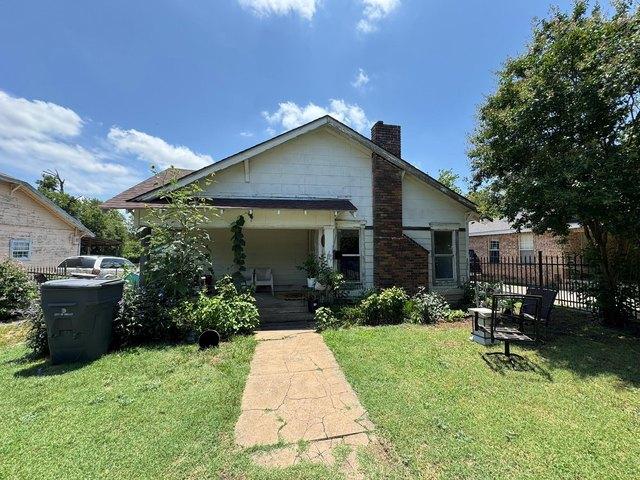 2634 Emmett St, Dallas, TX 75211
