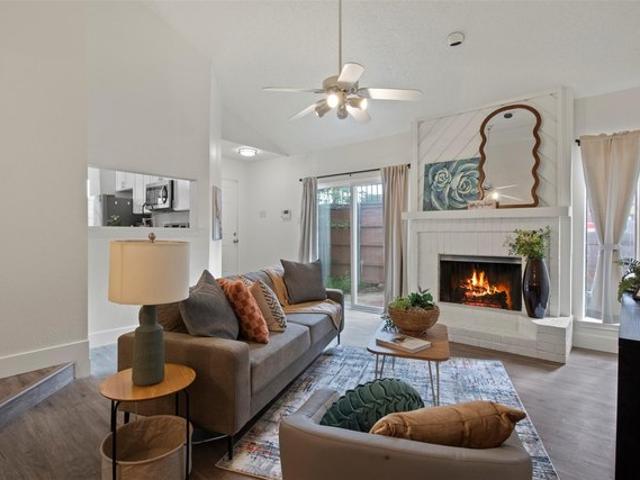 2634 Encina, Irving, TX 75038