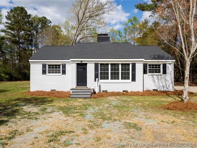 2634 W Tobemory Rd, Parkton, NC 28371
