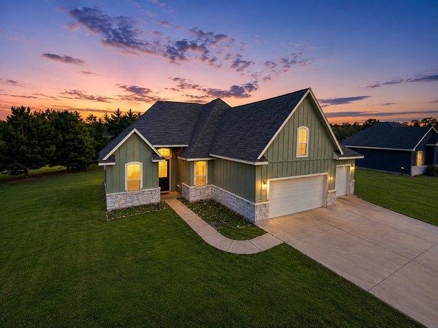26355 Lakeshore Dr, Hempstead, TX 77445