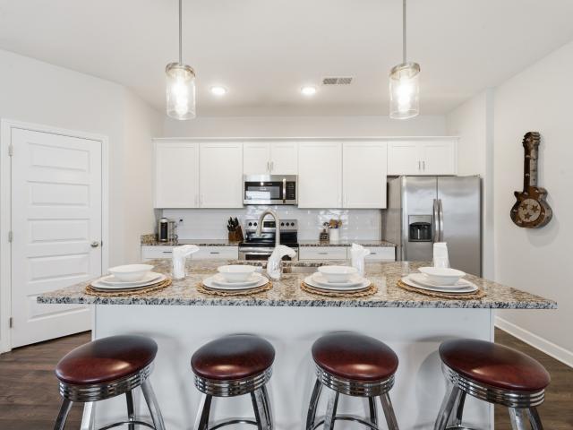 2635 Cason Ln