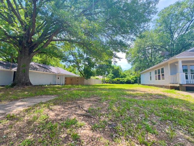 2635 Lillian St, Shreveport, LA 71103 | MLS #20927 | Compass