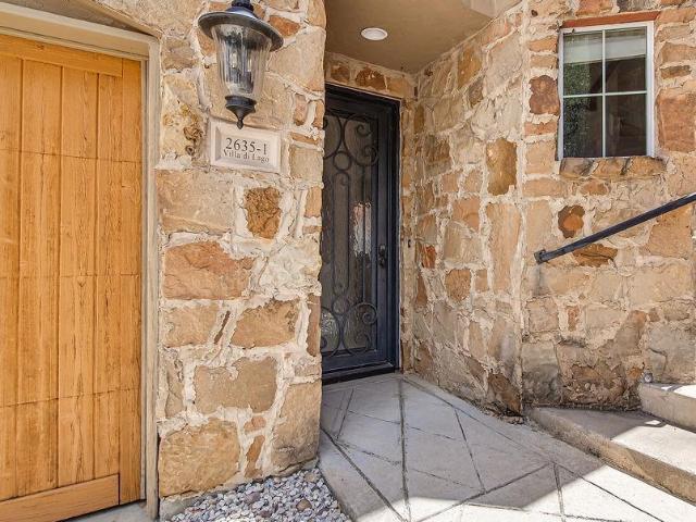 2635 Villa Di Lago # 1