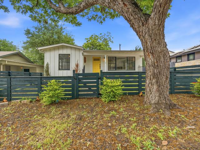 2635 W 45th St, Austin, TX 78731 | MLS #1616 | Compass