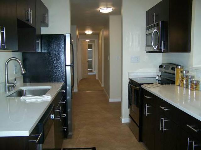 $2635 / 2br In the heart of Belmont!