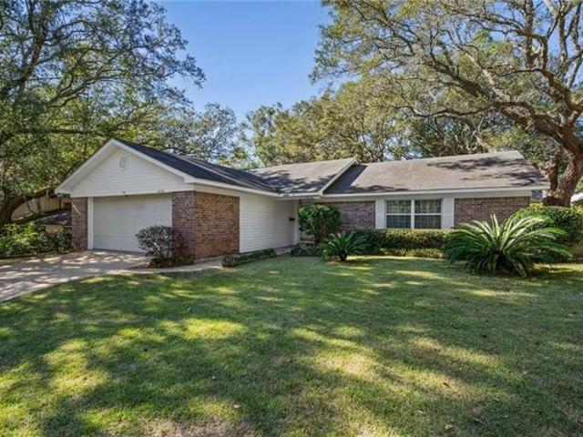 2636 E Old Dobbin Dr, Mobile, AL 36695