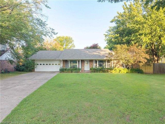 2636 Enid Pl, Fort Smith, AR 72901