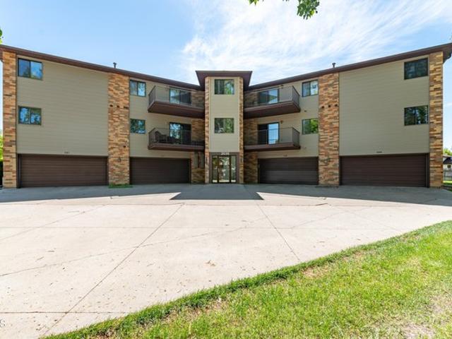 2636 Gateway Ave Apt 204, Bismarck, ND 58503