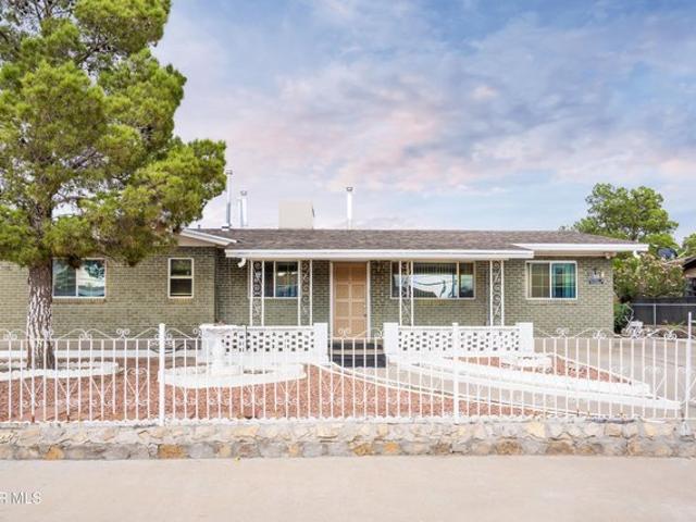 2636 Prestwick Rd, El Paso, TX 79925