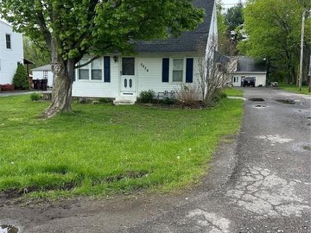 2636 Sunset Dr, Eden, NY 14057